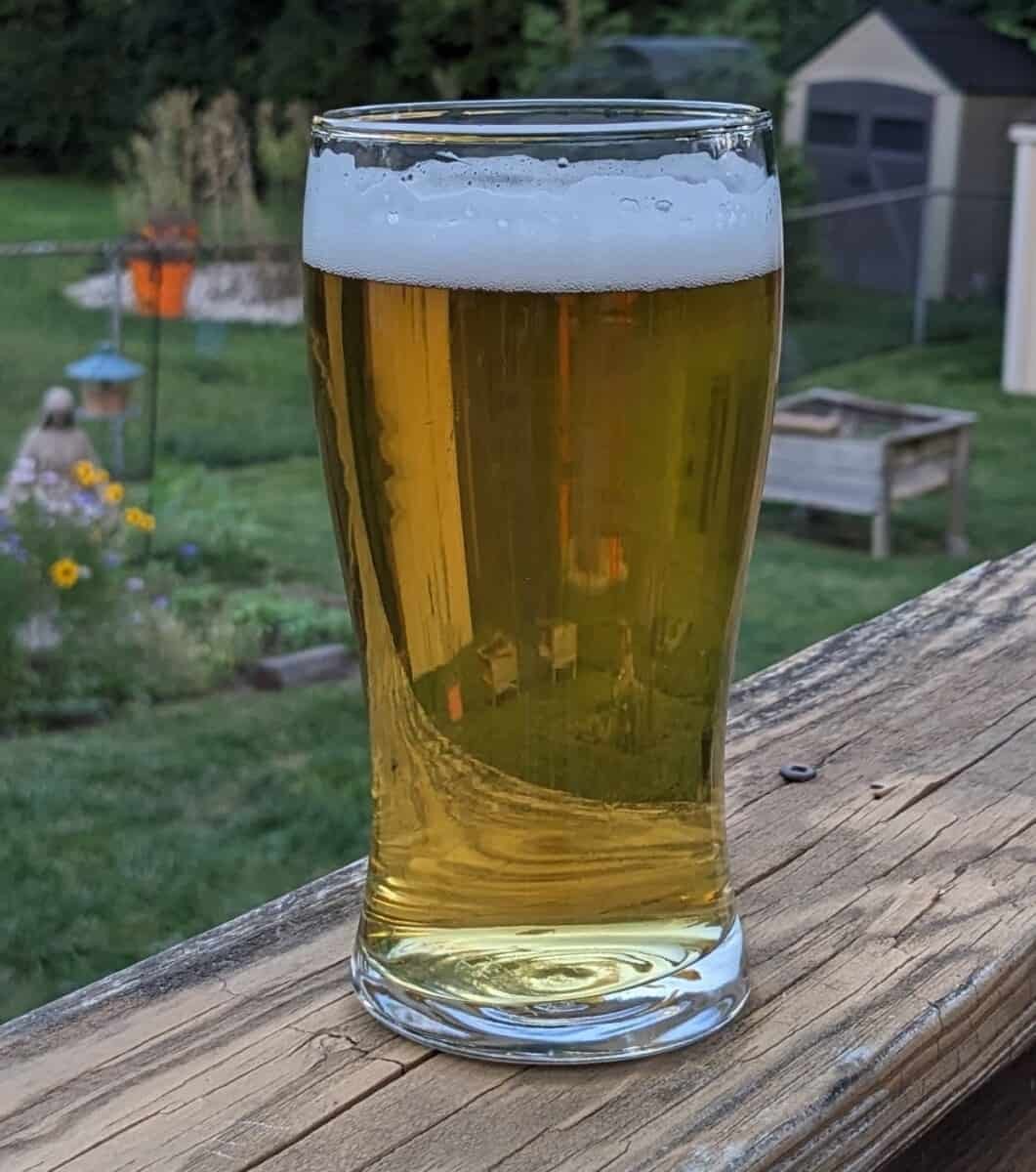 How to Brew a Delicious Munich Helles - Brew the Looking Glass